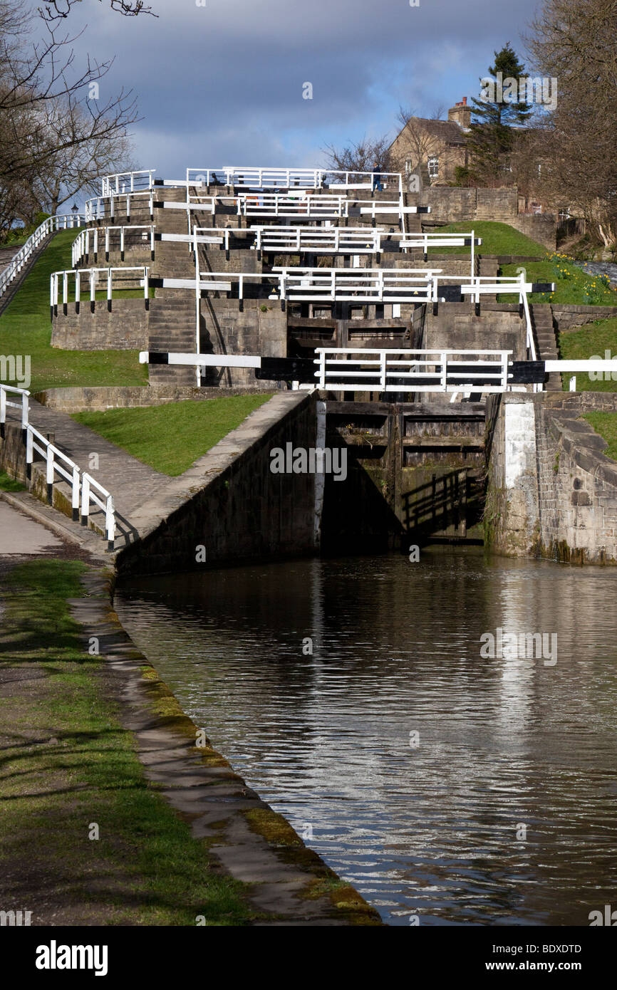 Bingley five rise locks High Resolution Stock Photography and Images ...