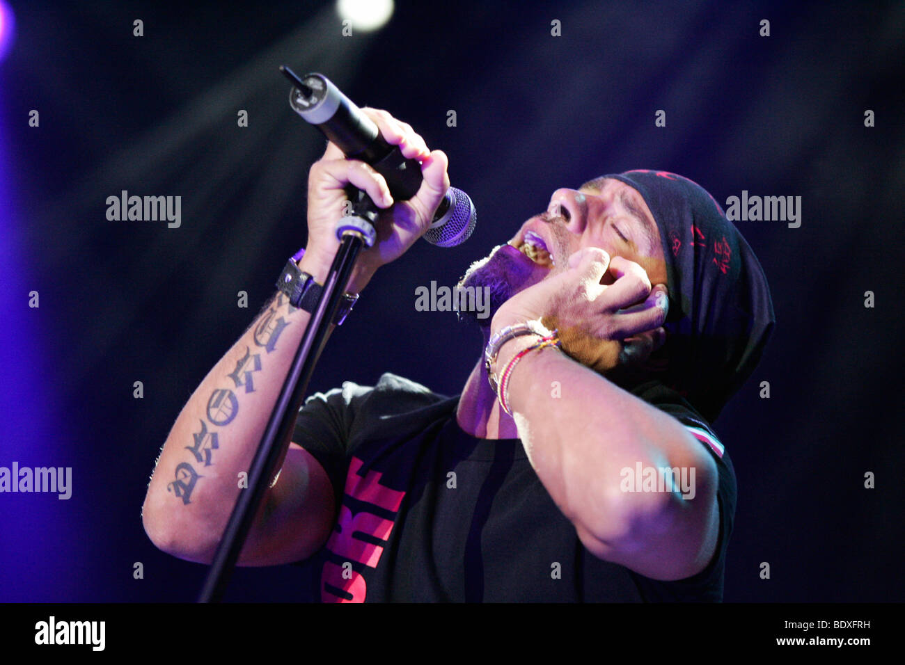 Eros ramazzotti hi-res stock photography and images - Alamy