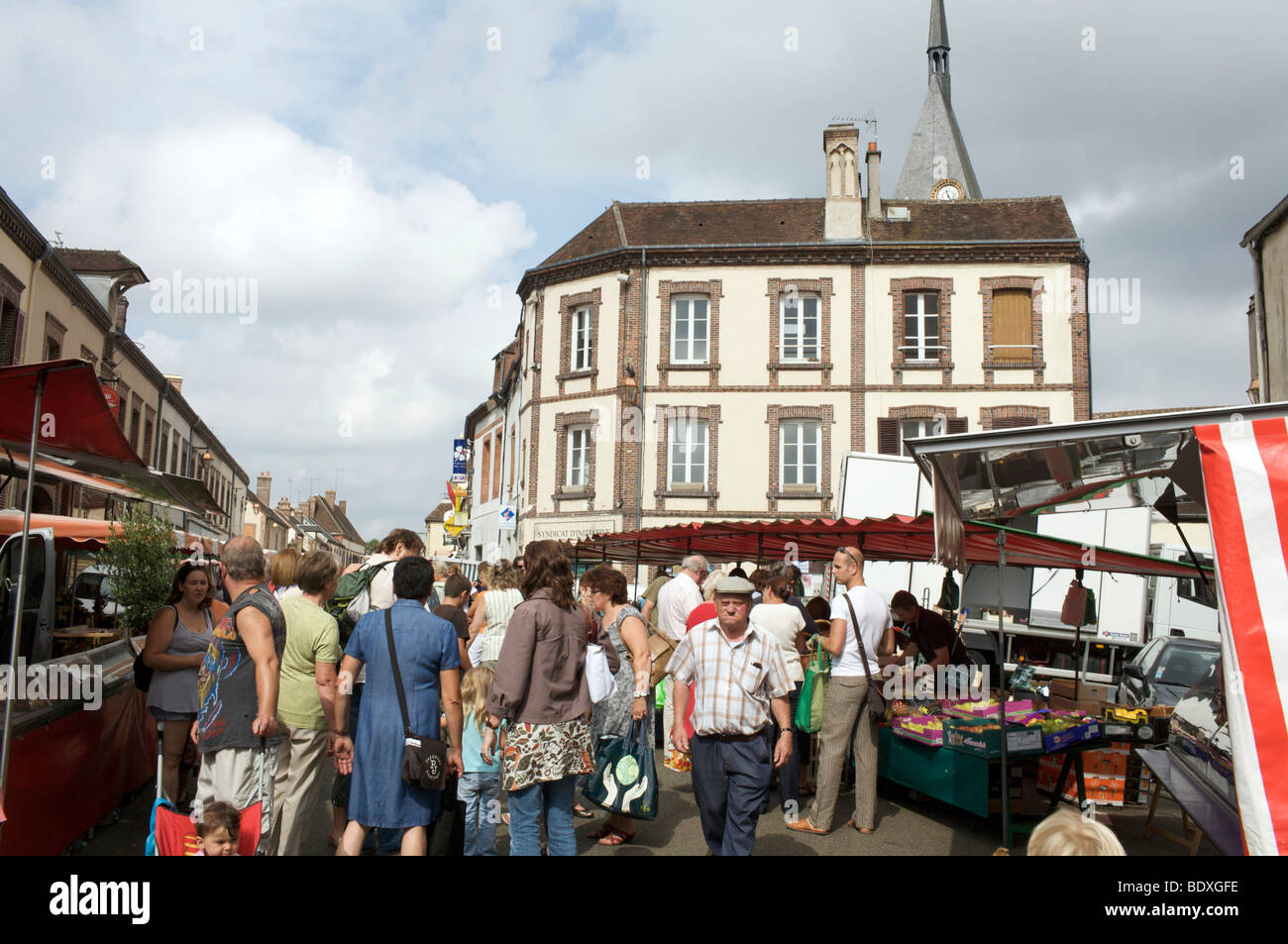 Senonches france hi-res stock photography and images - Alamy
