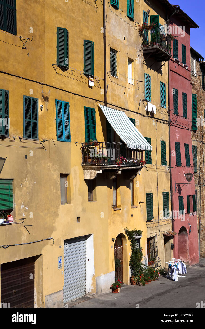 Traditional old front house in the Mediterranean Europe (Italian ...