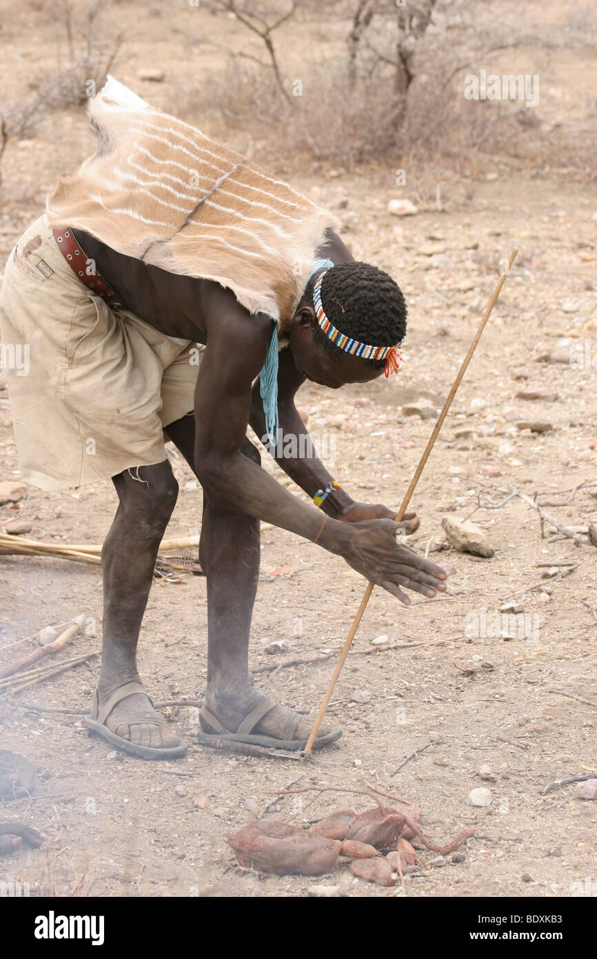 Rubbing sticks to start fire hi-res stock photography and images - Alamy