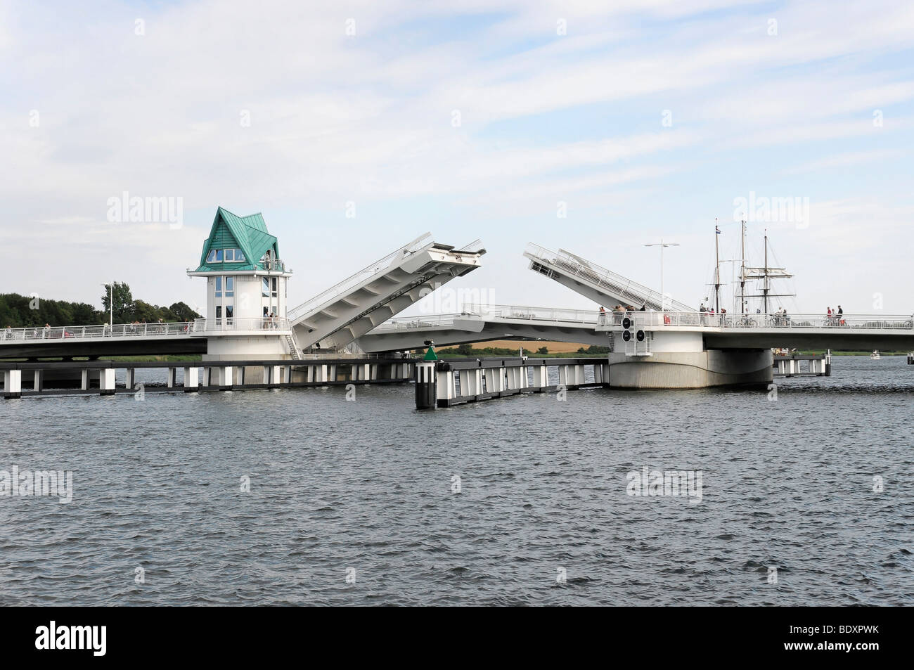 Bascule Bridge opening over the Schlei River, Kappeln, Schleswig ...