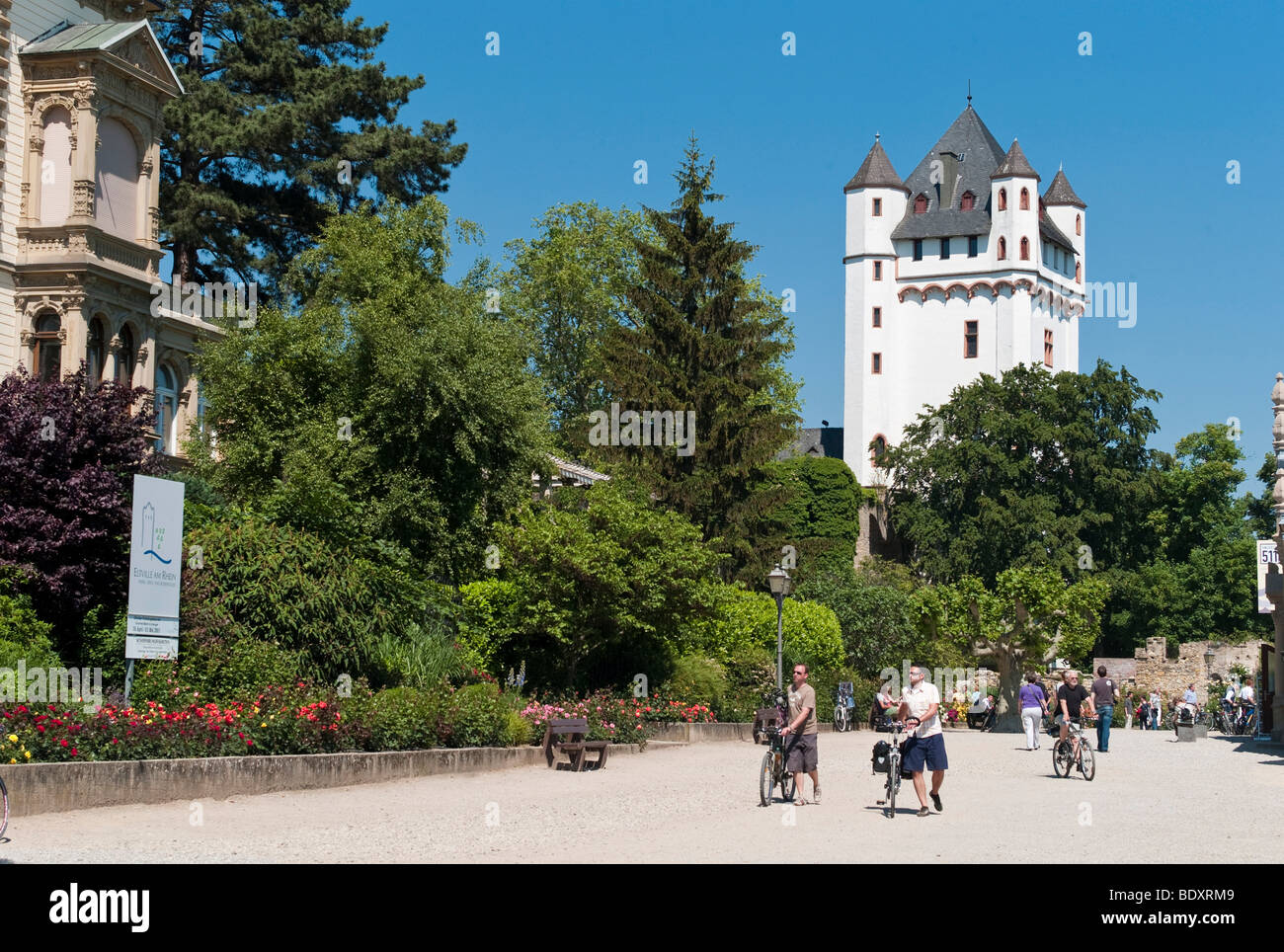 Rhine promenade with the electoral castle of the archbishops of Mainz ...