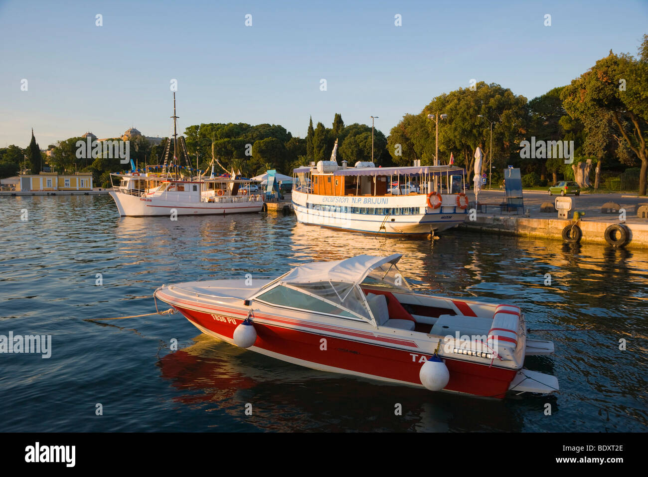 Hafen pula hi-res stock photography and images - Alamy