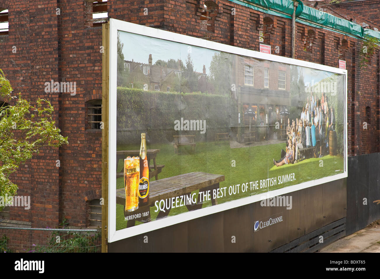 Bulmers cider advert hi-res stock photography and images - Alamy