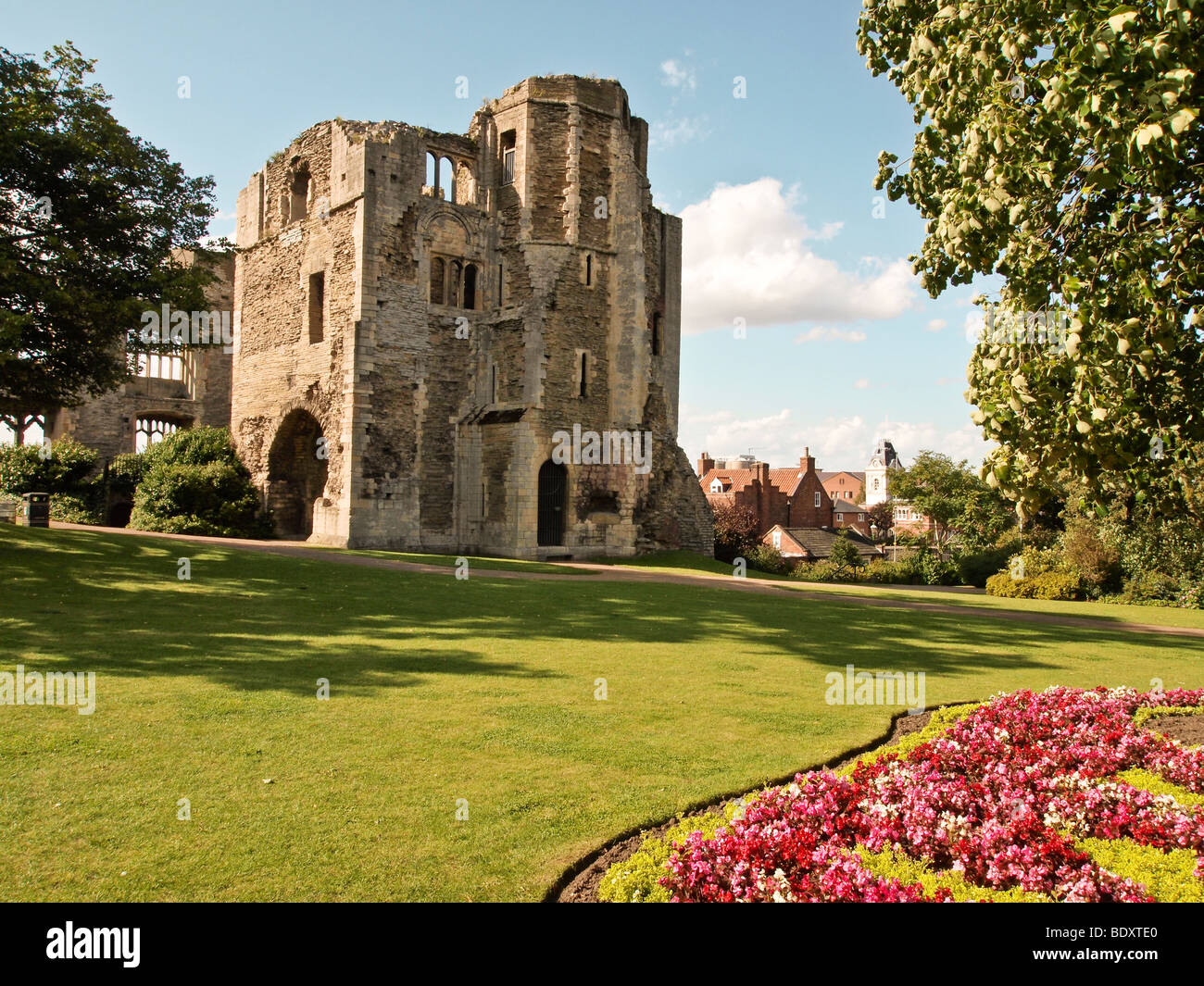 13c. Castle and gardens at Newark-on-Trent UK Stock Photo - Alamy