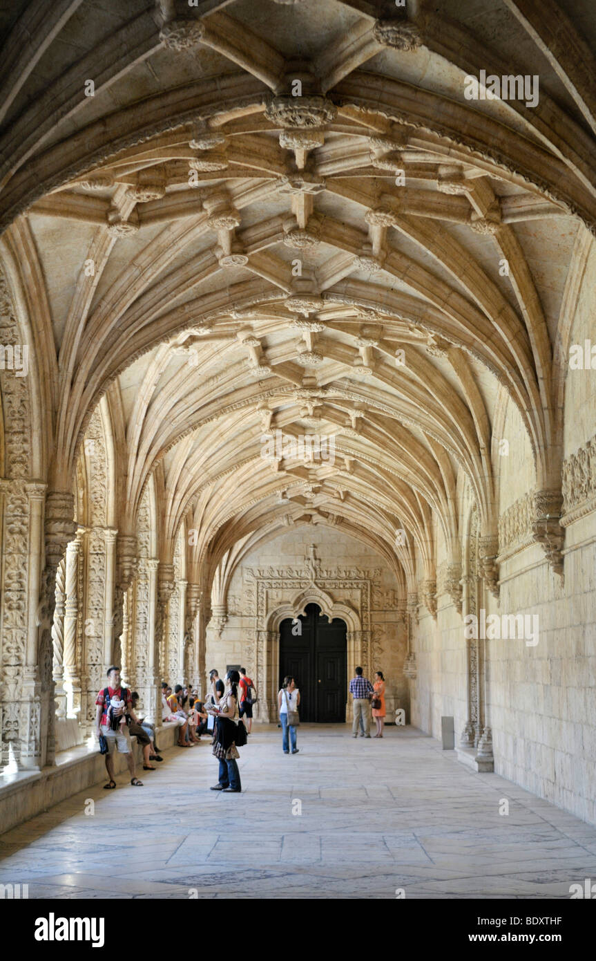Cloister in the enclosure, Claustro, of the Hieronymites Monastery ...
