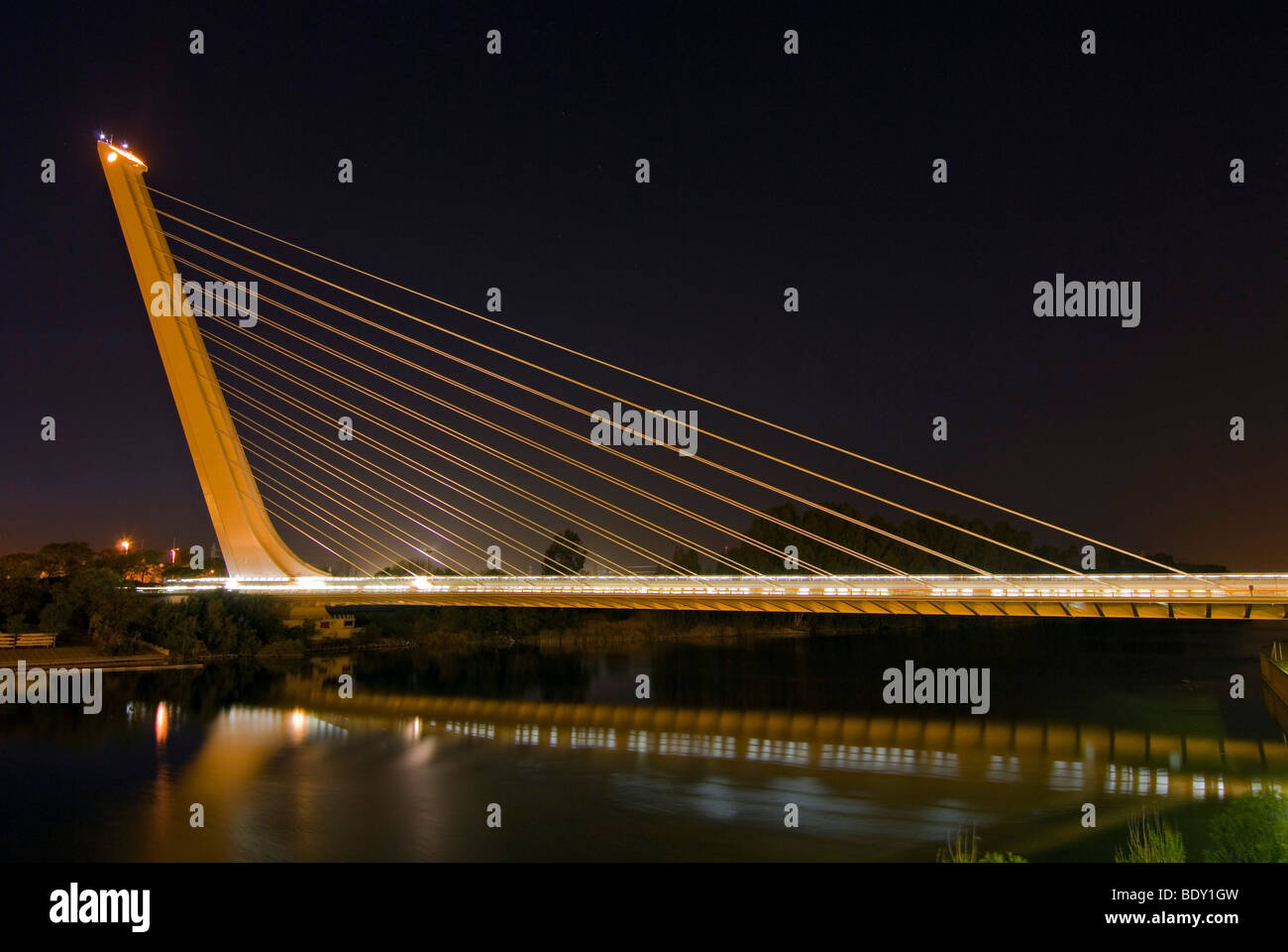 Puente expo hi-res stock photography and images - Alamy