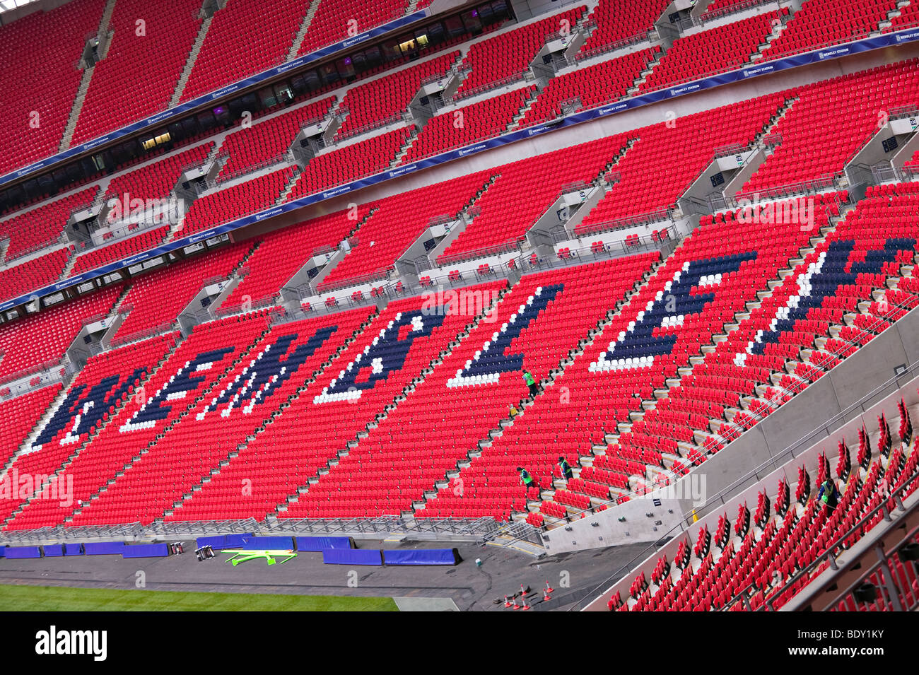 Wembley arena field hi-res stock photography and images - Alamy