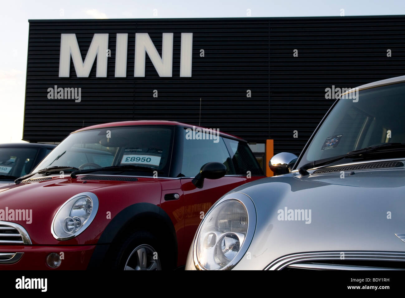 BMW Sytner Mini car showroom and forecourt Stock Photo - Alamy