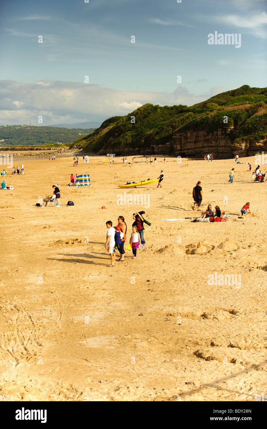 Summer beach wales uk hi-res stock photography and images - Alamy