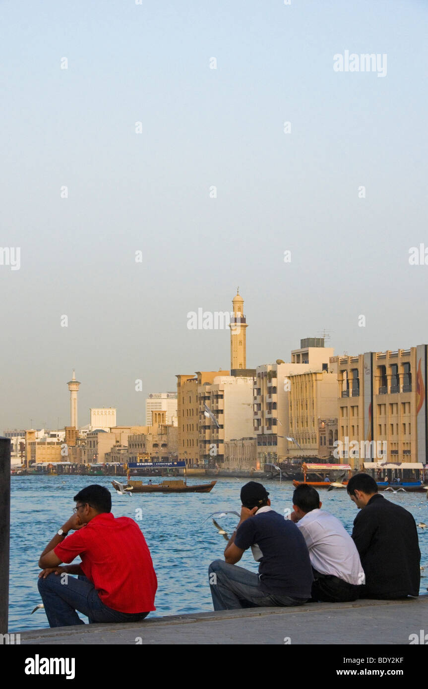 Poverty dubai hi-res stock photography and images - Alamy