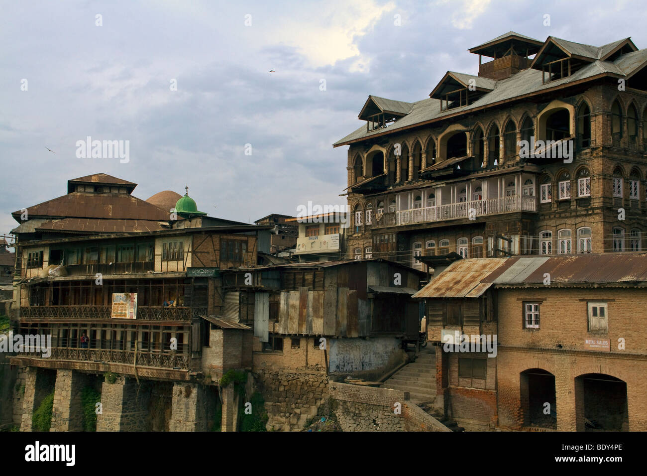 Traditional styled architecture in the centre of Srinagar old town ...