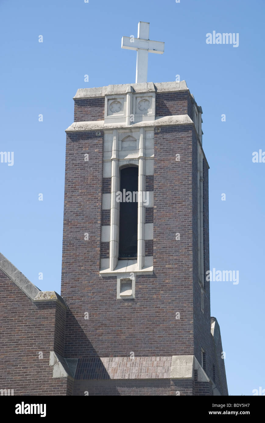 Congregating church hi-res stock photography and images - Alamy