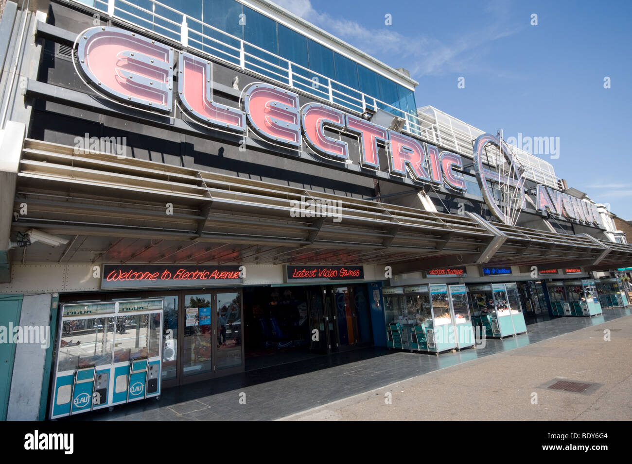Southend on sea amusement arcade hi-res stock photography and images ...