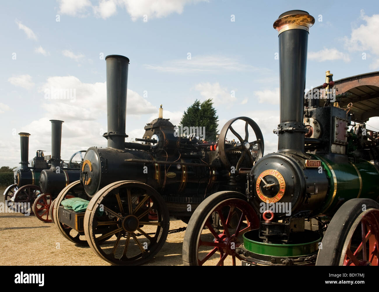Four cylinder engines hi-res stock photography and images - Alamy