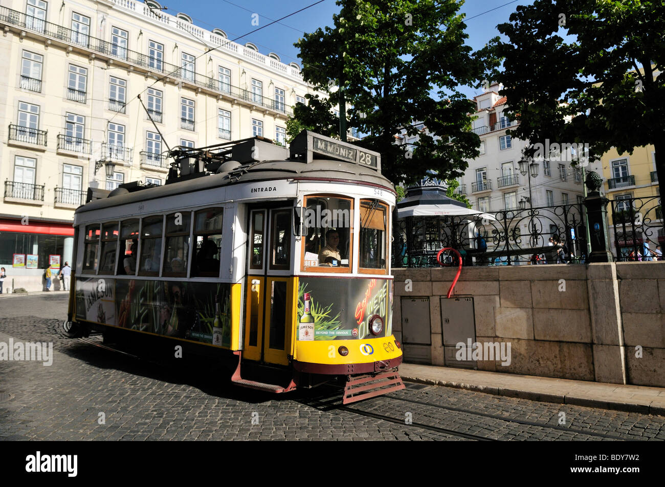 Luis camoes square hi-res stock photography and images - Alamy