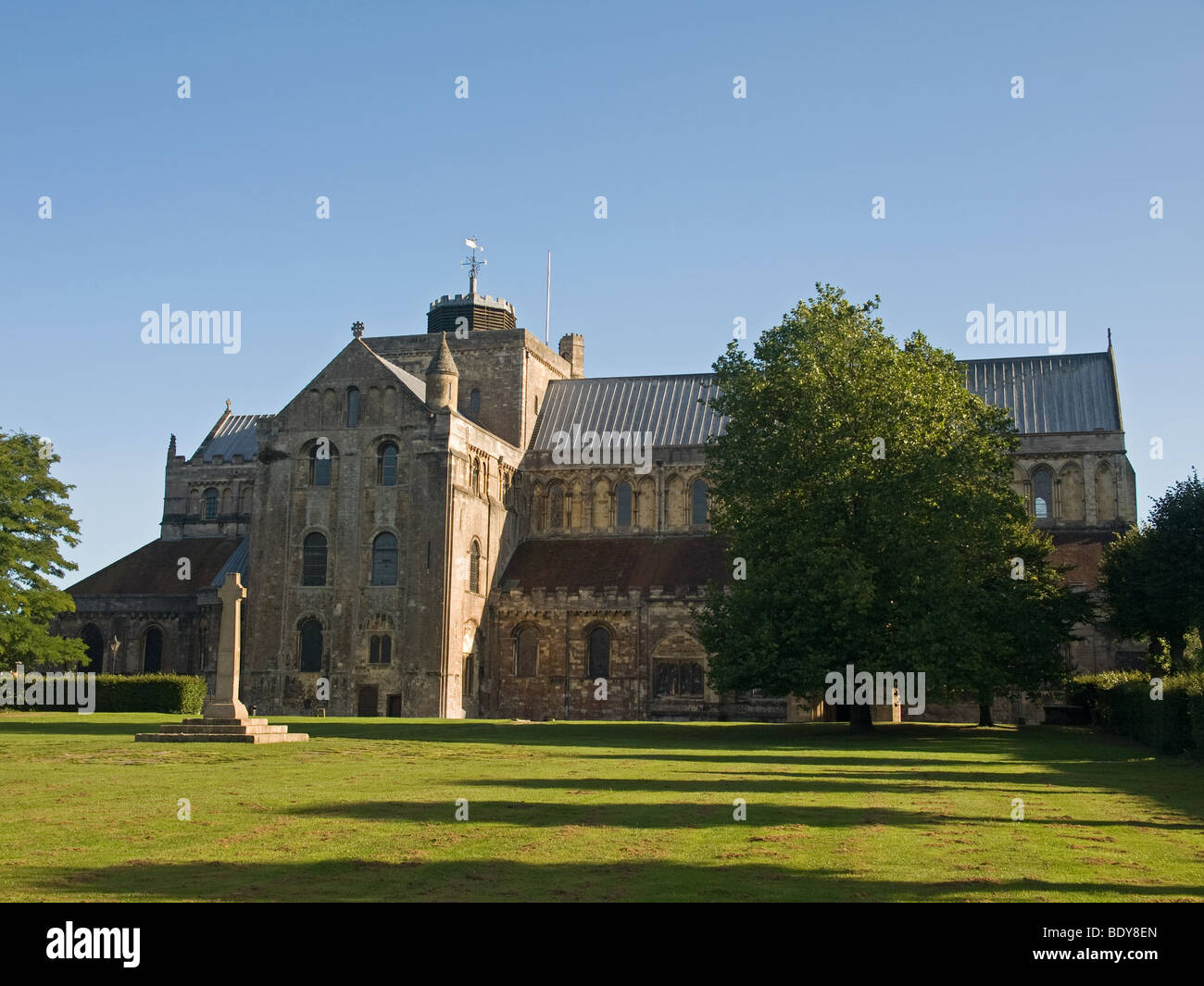 Romsey Abbey Hampshire England UK Stock Photo - Alamy