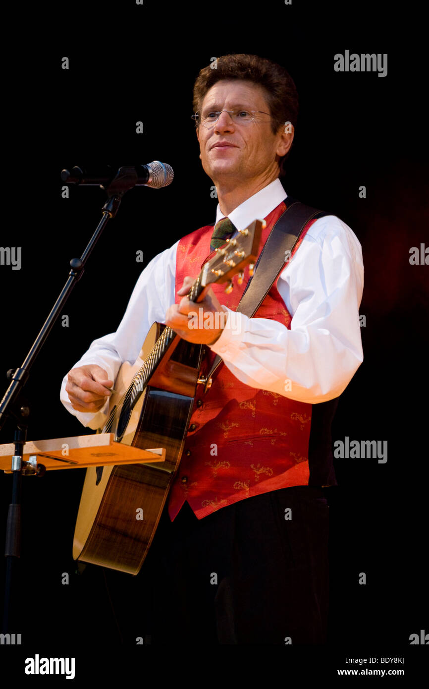 Duo music instruments hi-res stock photography and images - Alamy