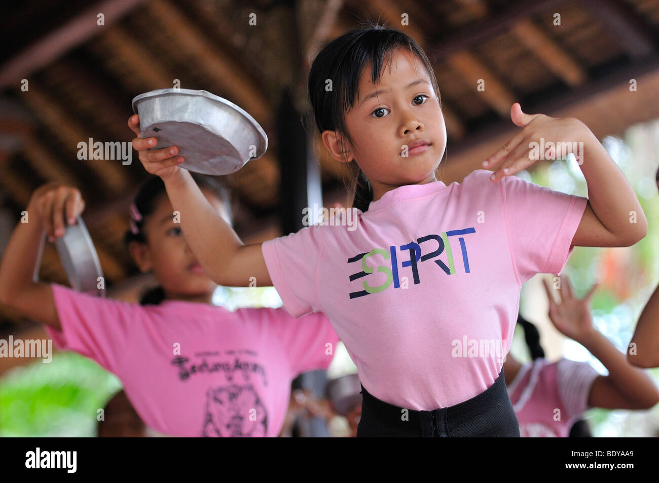 South asian child dance hi-res stock photography and images - Alamy