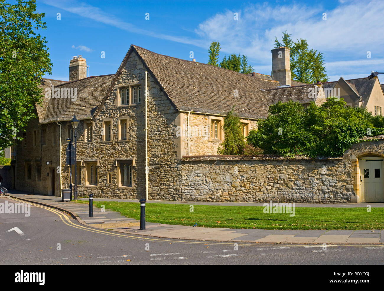 Holywell street, oxford hi-res stock photography and images - Alamy
