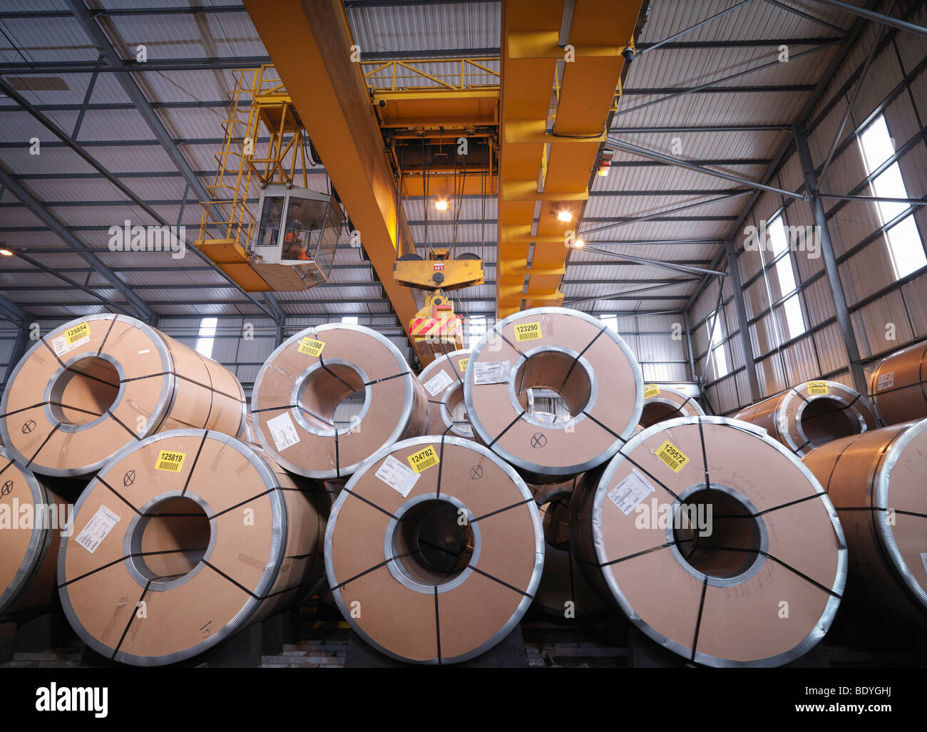 Cargo horizontal hi-res stock photography and images - Alamy