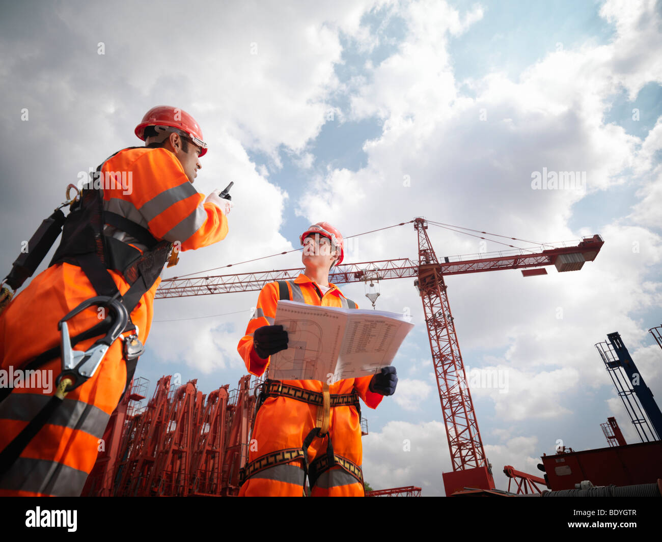 Crane workers in harnesses hi-res stock photography and images - Alamy