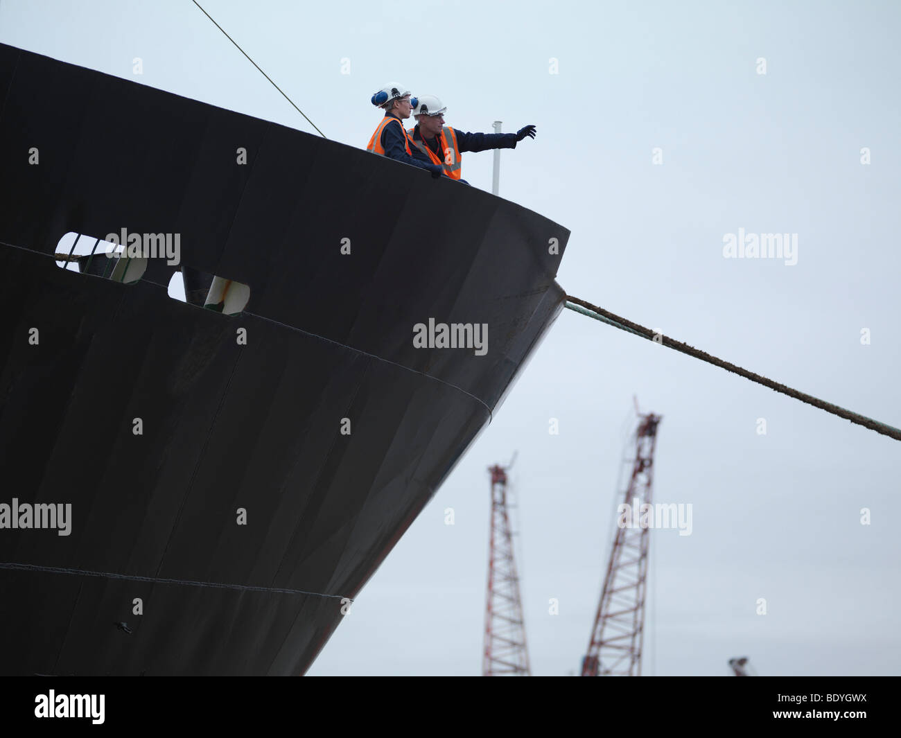 People ship bow hi-res stock photography and images - Alamy