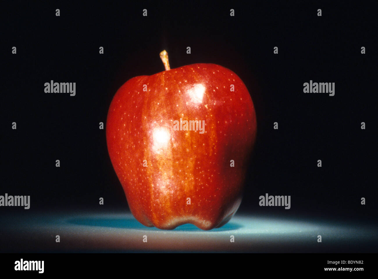 red delicious type apple stem skin peel tasty Stock Photo - Alamy