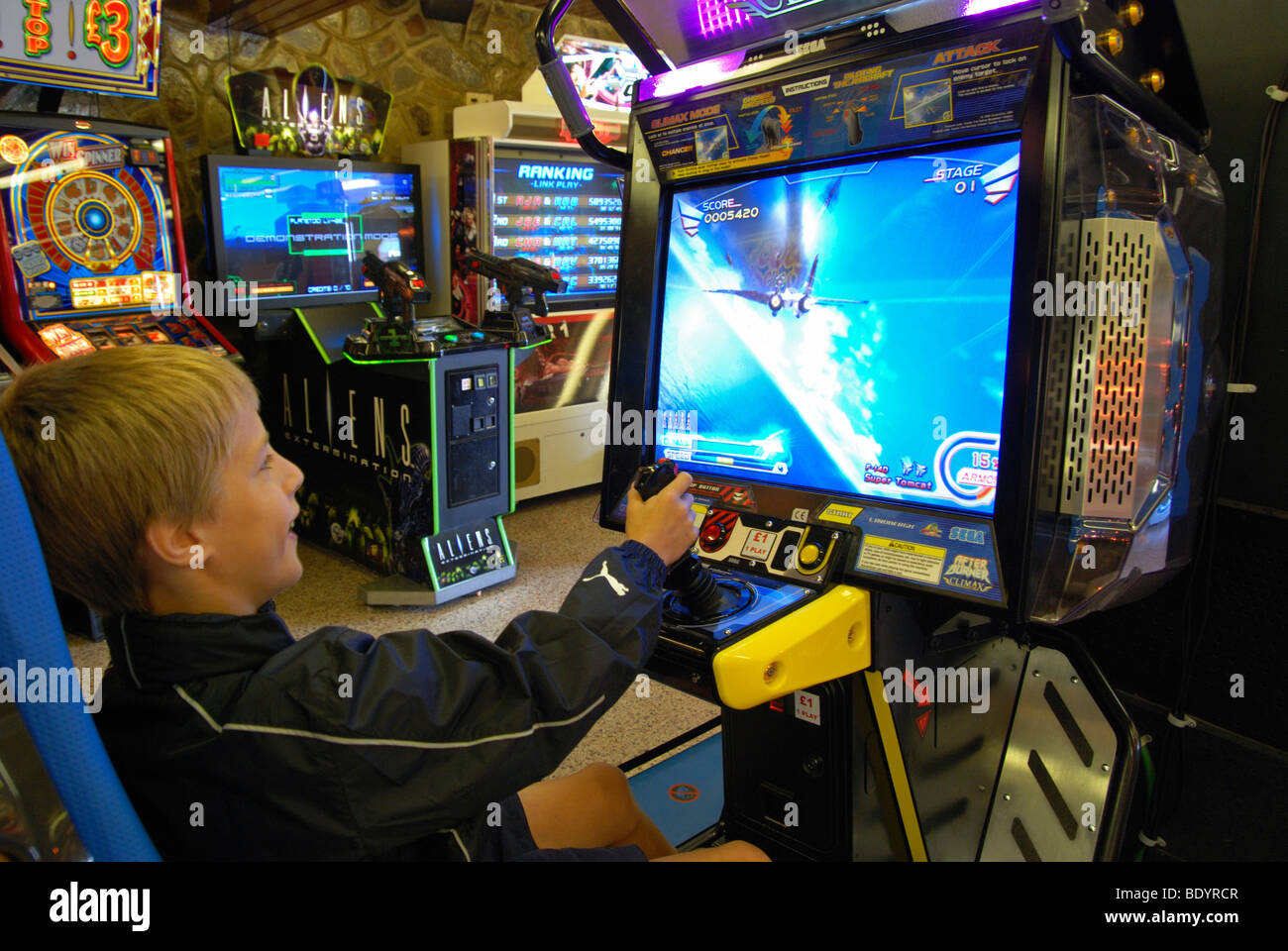 War games computer hi-res stock photography and images - Alamy