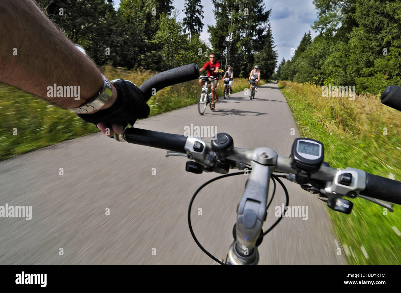 Cycle pathways hi-res stock photography and images - Alamy