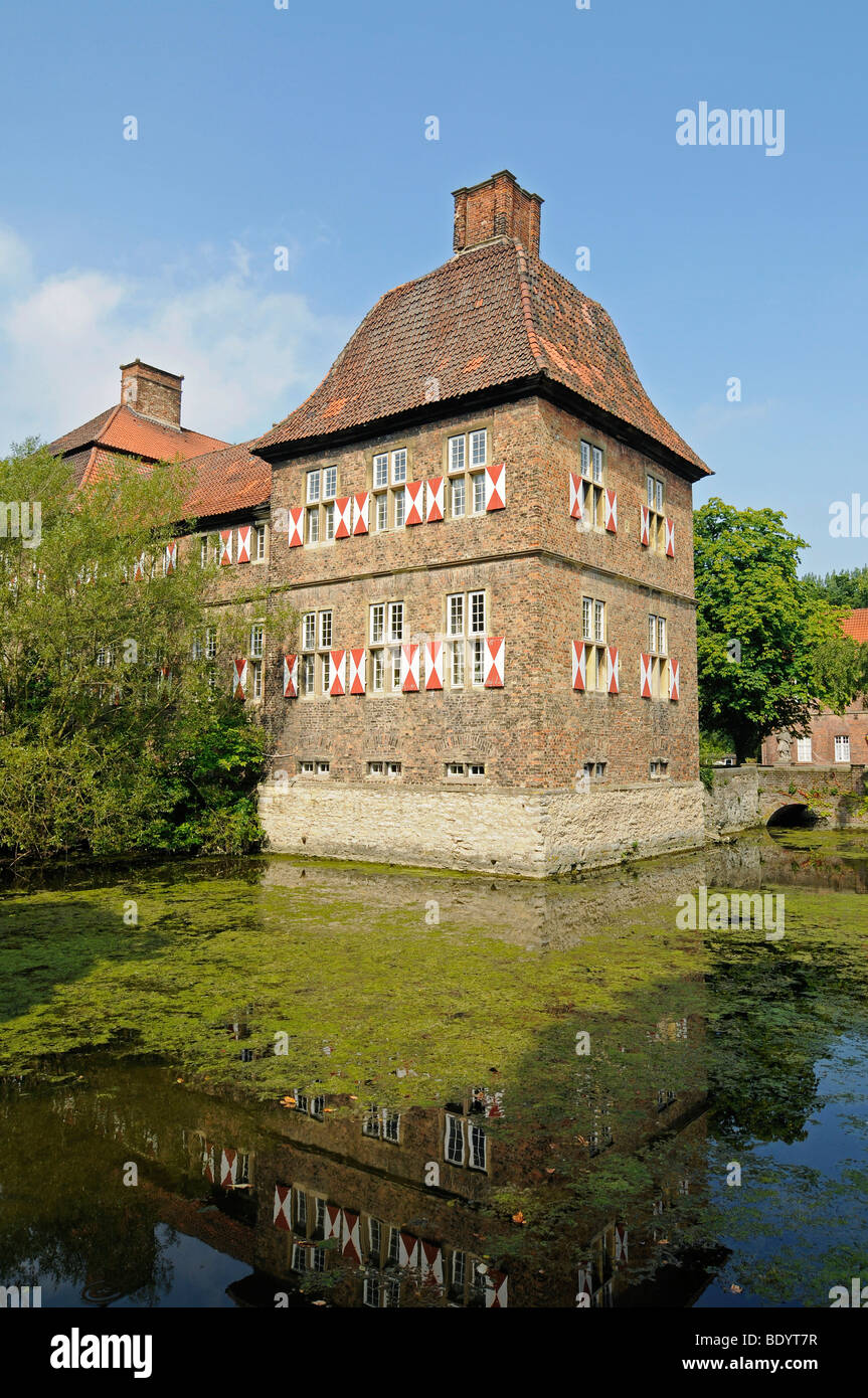 Oberwerries moated castle hi-res stock photography and images - Alamy