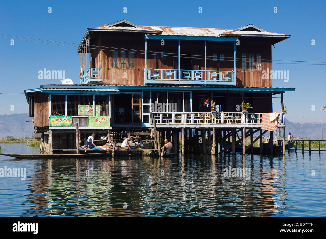 Stilts house hi-res stock photography and images - Alamy
