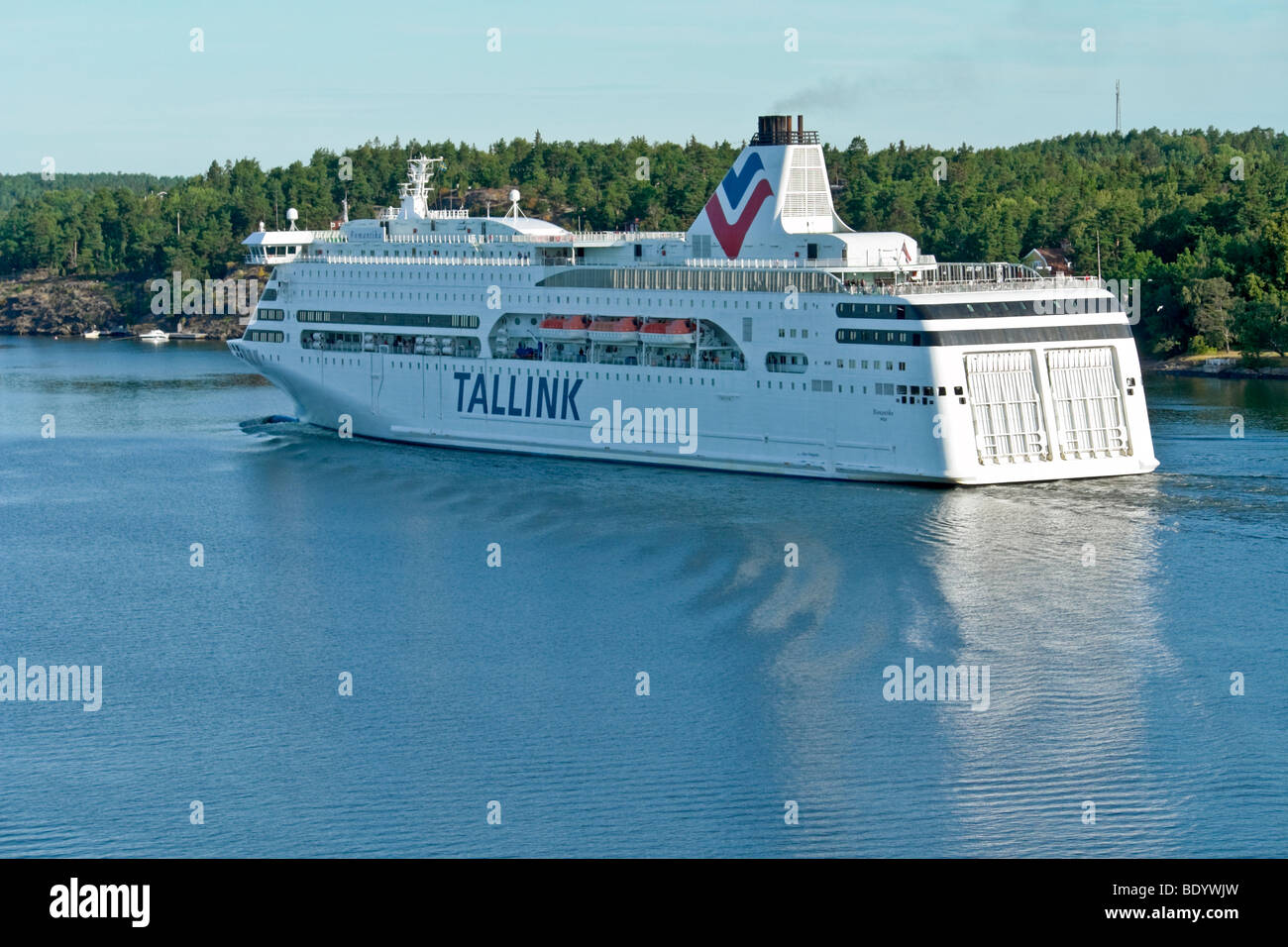 The Tallink Baltic cruise ferry Romantika sails through the Stockholm ...
