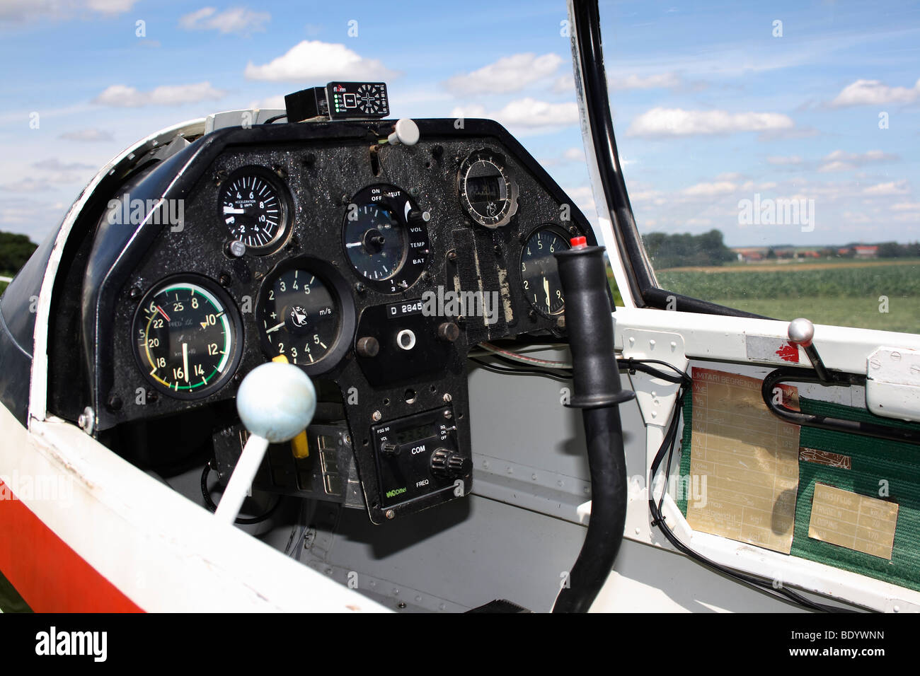 Cockpit a glider hi-res stock photography and images - Alamy