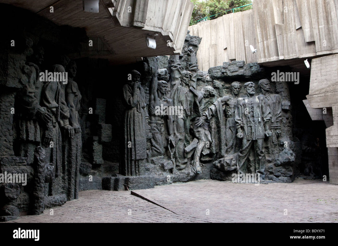 Soviet era heroic statue hi-res stock photography and images - Alamy