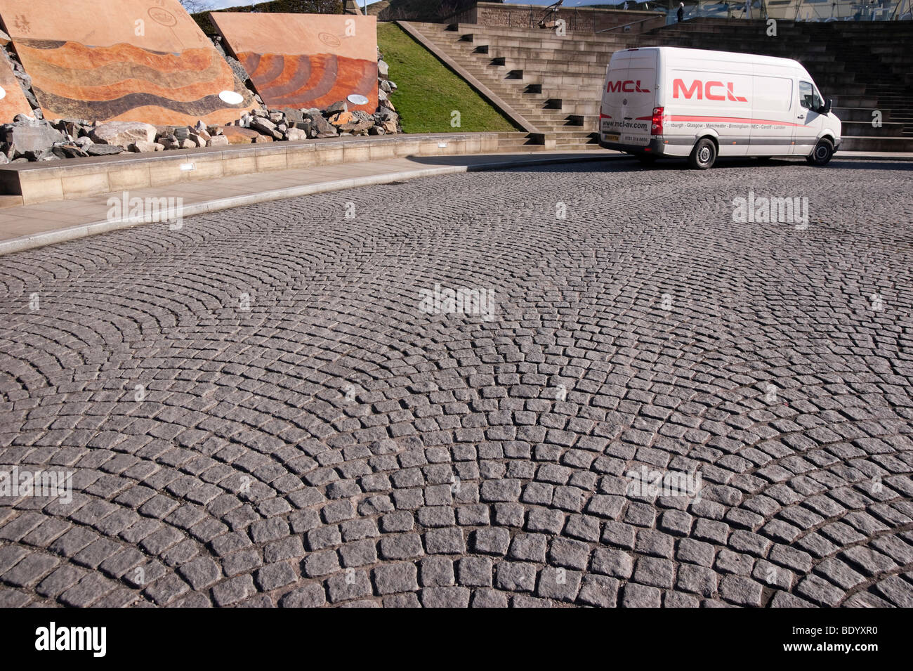 Edinburgh Scotland - pattern of cobbled street surface Stock Photo - Alamy
