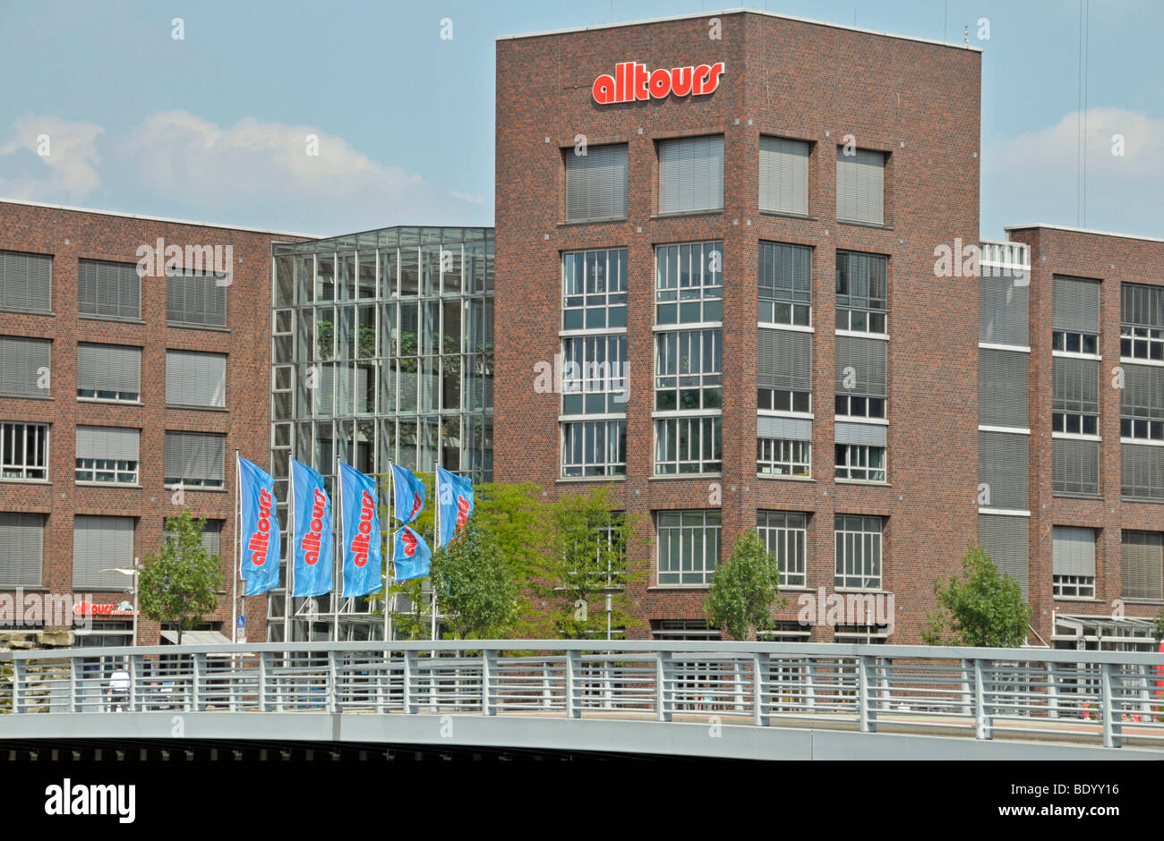 Tour operator office hi-res stock photography and images - Alamy