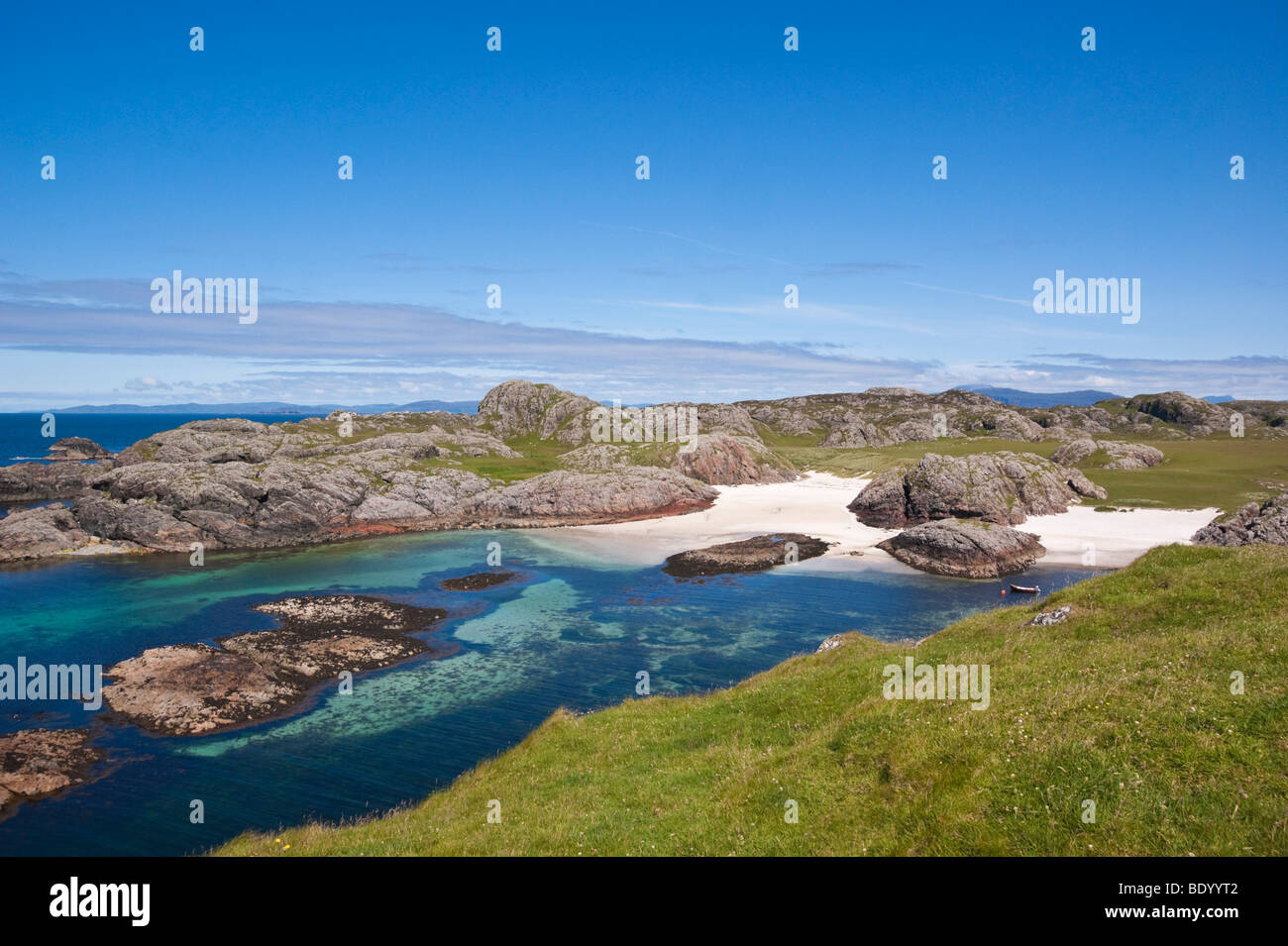 Isle of Iona Scotland - summer rocks sea and sand Port Ban Stock Photo ...