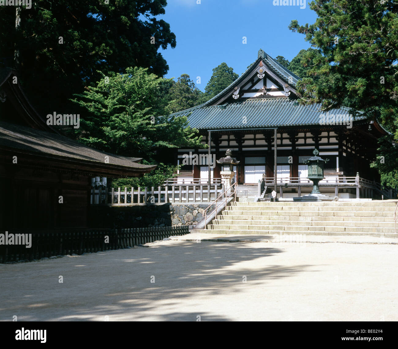 Kondo main hall, Danjo Garan, Mount Koya Stock Photo - Alamy