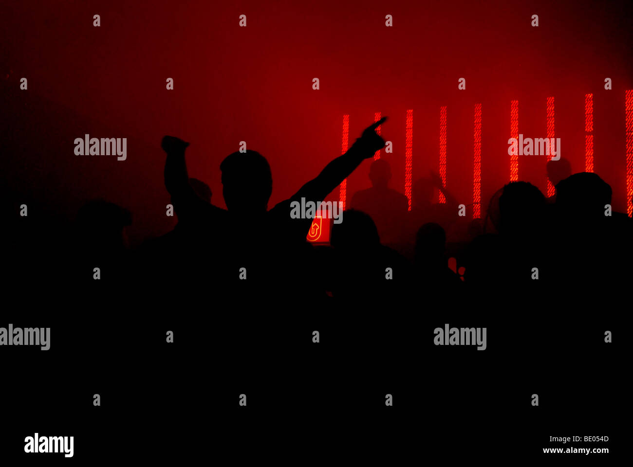 Raving night club hi-res stock photography and images - Alamy