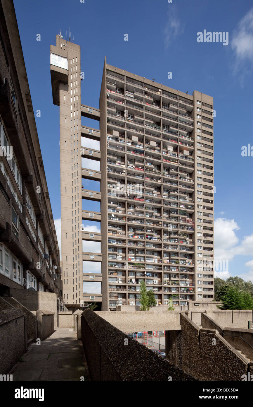 Trellick tower london architecture hi-res stock photography and images ...