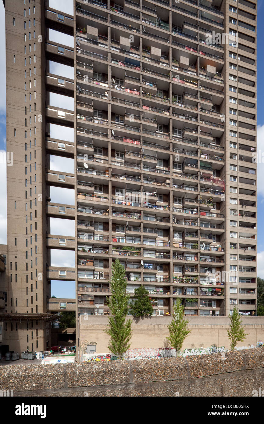 The Iconic Trellick Tower in West London, designed by Erno Goldfinger ...