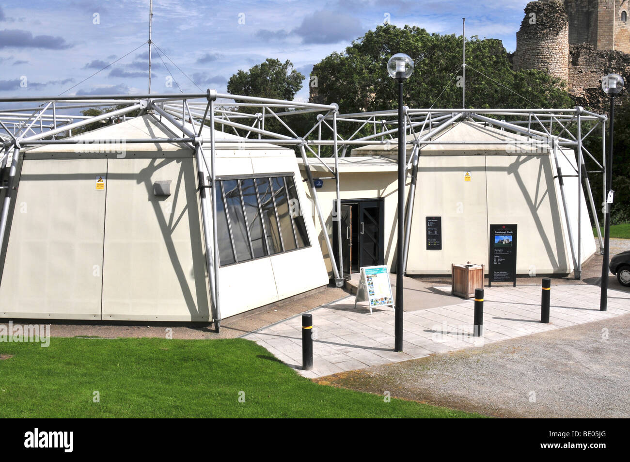 Visitor centre at Conisbrough Castle designed at knight's tents Stock ...