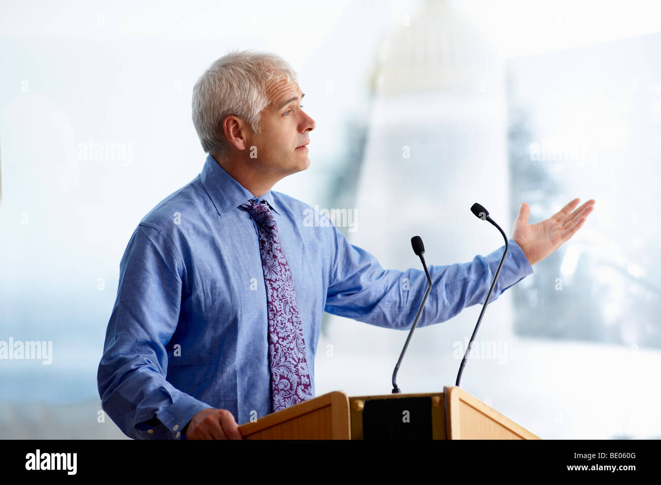 Person talking conference podium hi-res stock photography and images ...