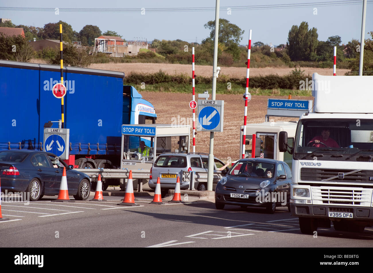 Nottinghamshire border hi-res stock photography and images - Alamy