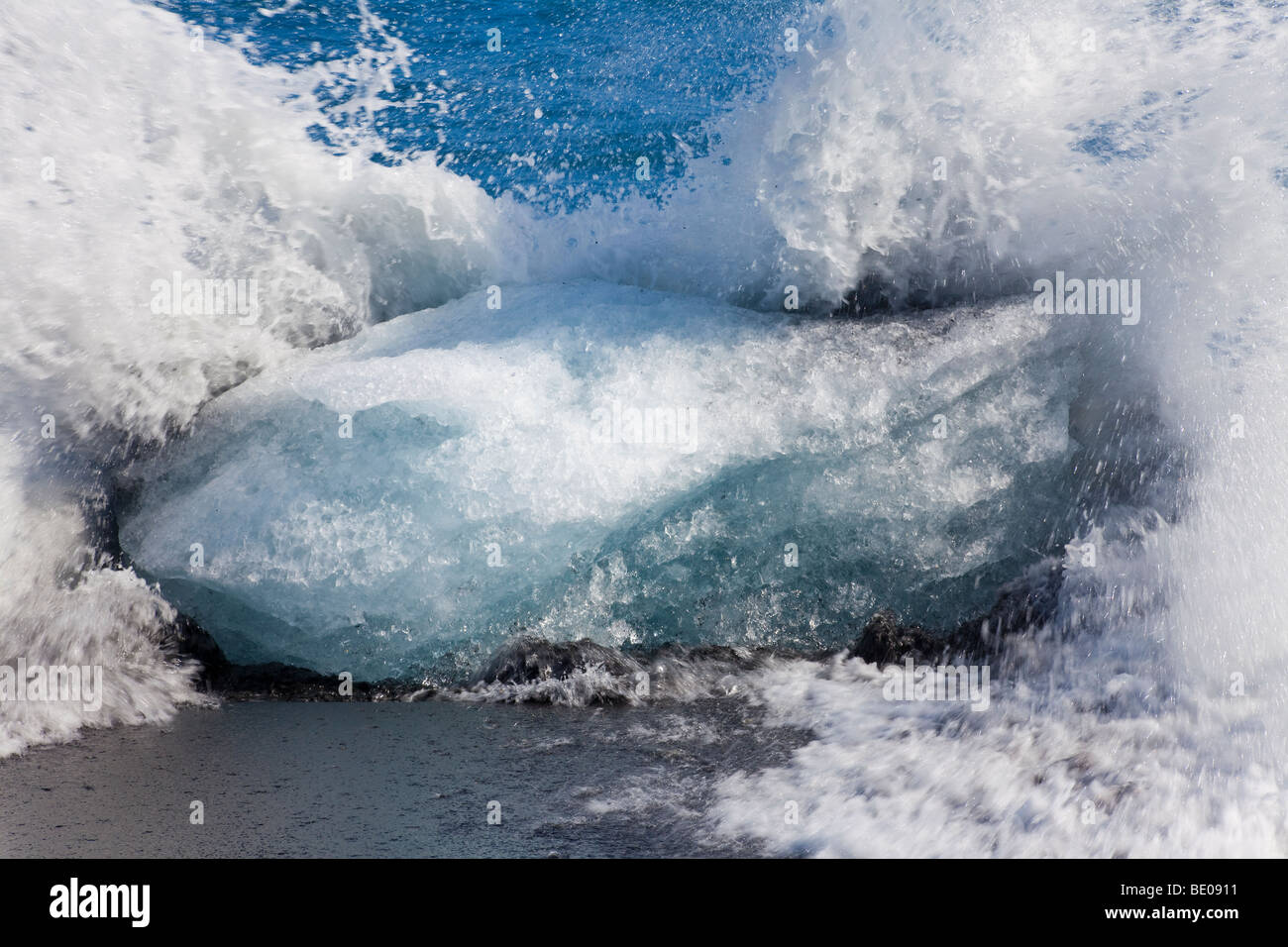 Slow shutter speed shot hi-res stock photography and images - Alamy