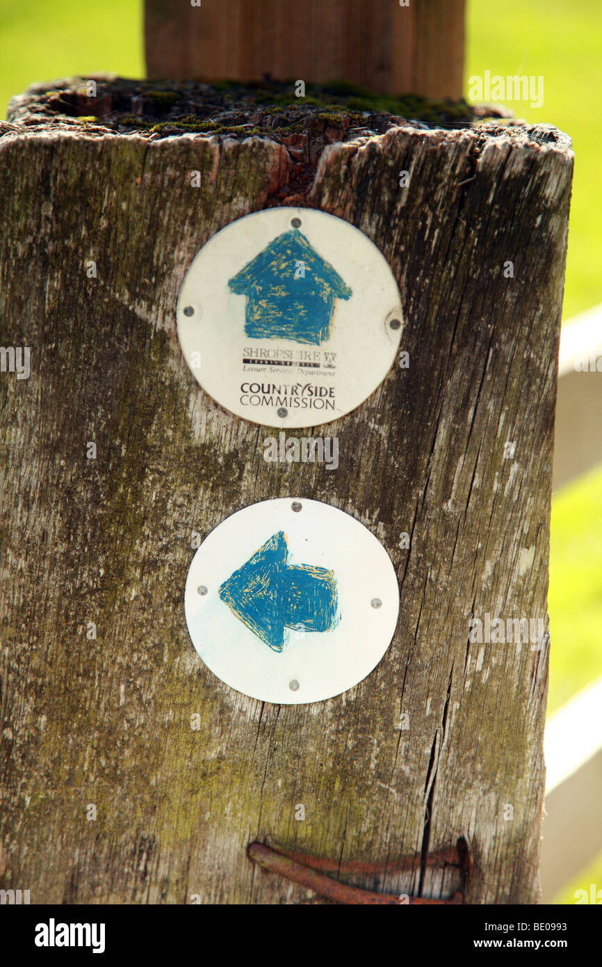Two signs for walkers on an old post in the countryside Stock Photo - Alamy