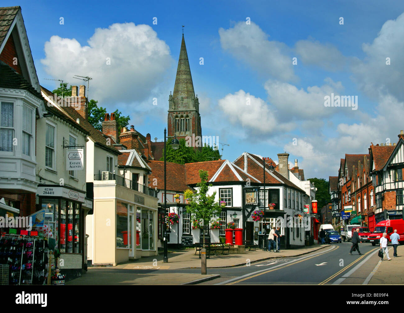Main Street in Lyndhurst, Hampshire, England Stock Photo - Alamy