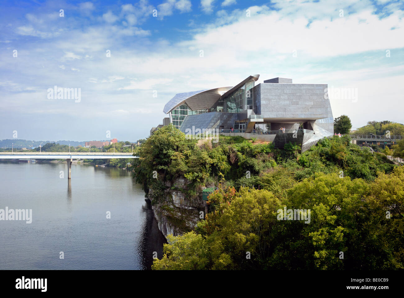 The Hunter Museum of American Art on the Tennessee River, Chattanooga ...